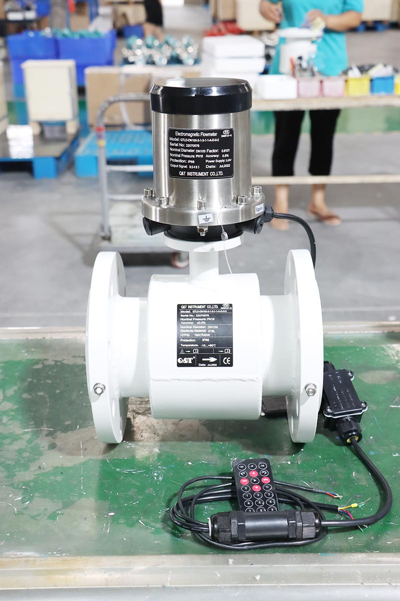 Fast delivery ¡À0.5% accuracy battery magnetic flow meter--Q&T ...